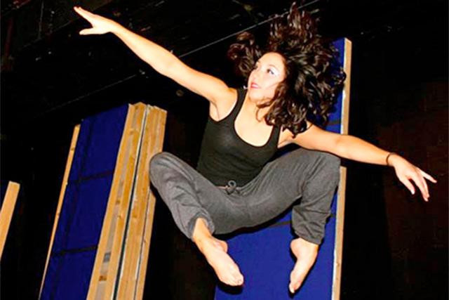 Hampshire College Student Awarded Dance Scholarship | Hampshire College